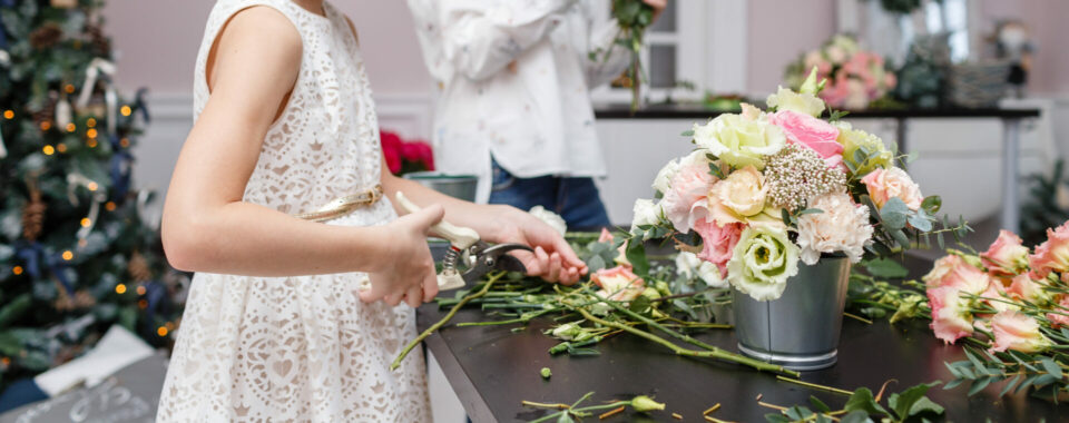 How to Present the Montessori Flower Arranging Lesson — The Montessori ...