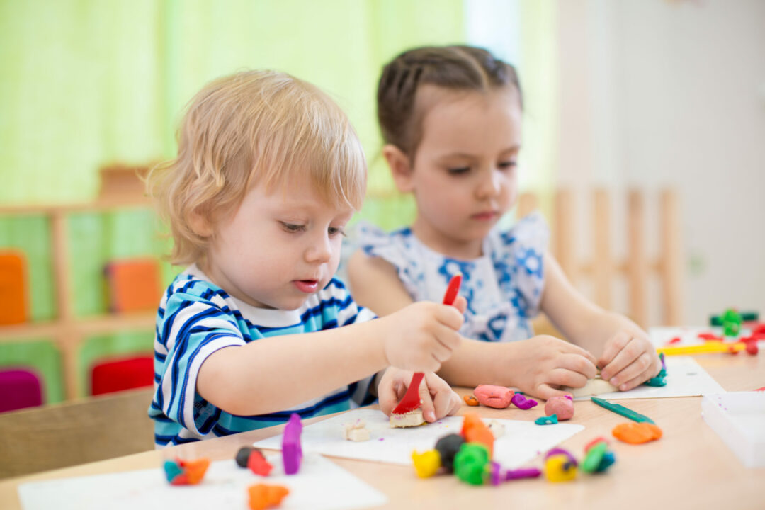 Parallel Play: Definition, Benefits & Activities to Support It — The ...